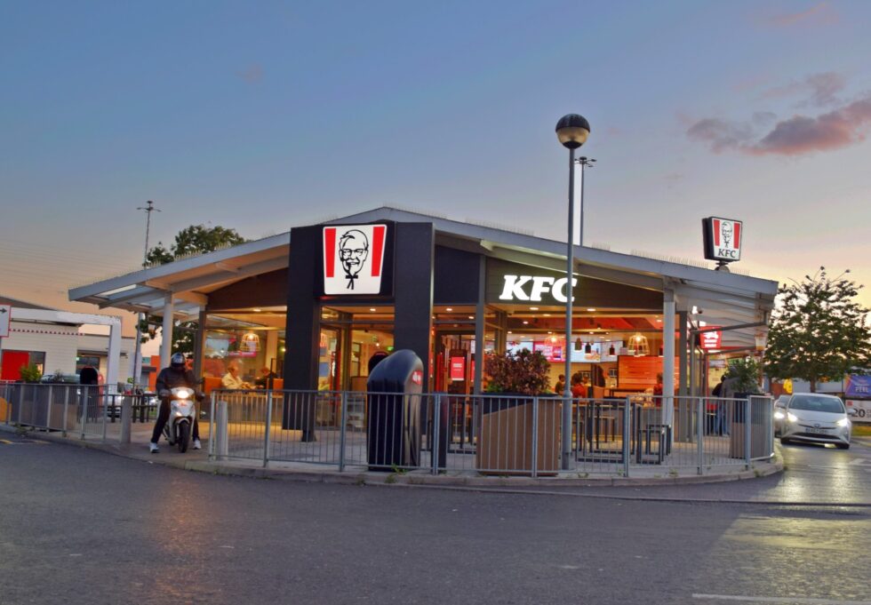 KFC - Beckton - Chawton Hill - Surrey & London Building Surveyor ...